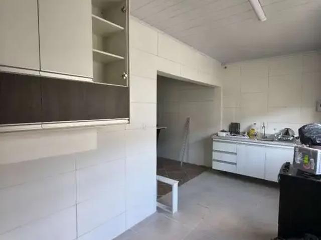 Casa / Sobrado para Locação em São José dos Campos/SP Vila Industrial 4 Quartos
