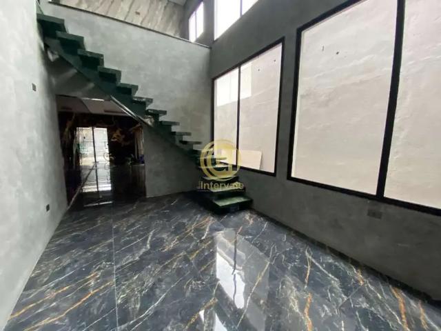 Casa / Sobrado para Locação em São José dos Campos/SP Vila Industrial 5 Quartos