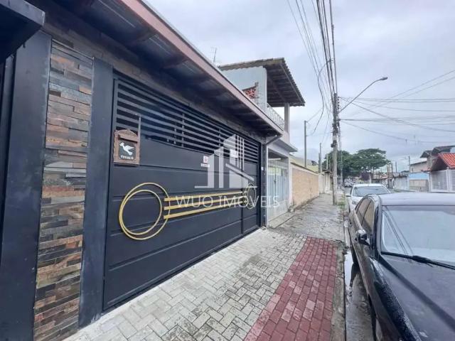 Casa / Sobrado para Locação em São José dos Campos/SP Vila Industrial 5 Quartos