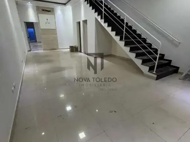 Casa / Sobrado para Locação em São José dos Campos/SP Vila Industrial 3 Quartos