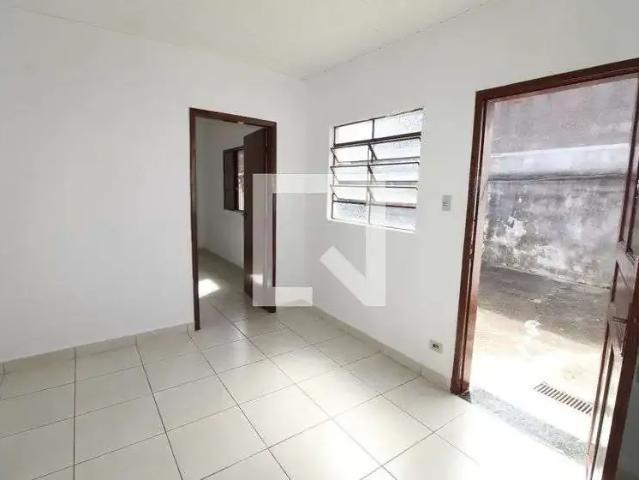 Casa / Sobrado para Locação em São José dos Campos/SP Vila Nova São José 1 Quartos