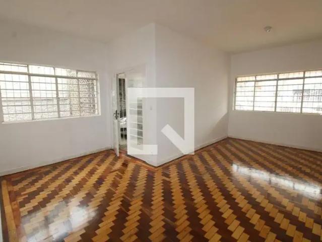 Casa / Sobrado para Locação em São José dos Campos/SP Vila Nova São José 3 Quartos