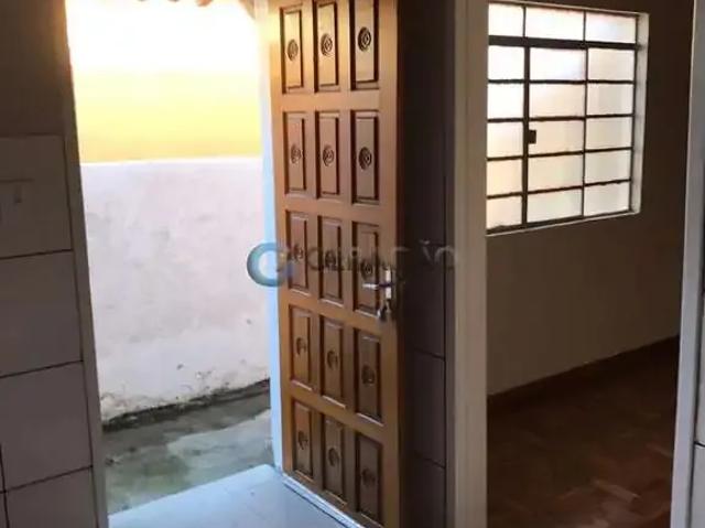 Casa / Sobrado para Locação em São José dos Campos/SP Vila Nair 2 Quartos