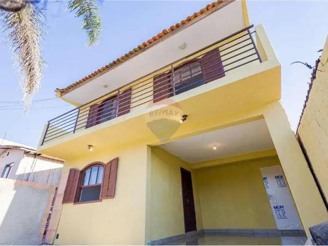 Casa / Sobrado para Locação em São José dos Pinhais/PR Águas Belas 3 Quartos