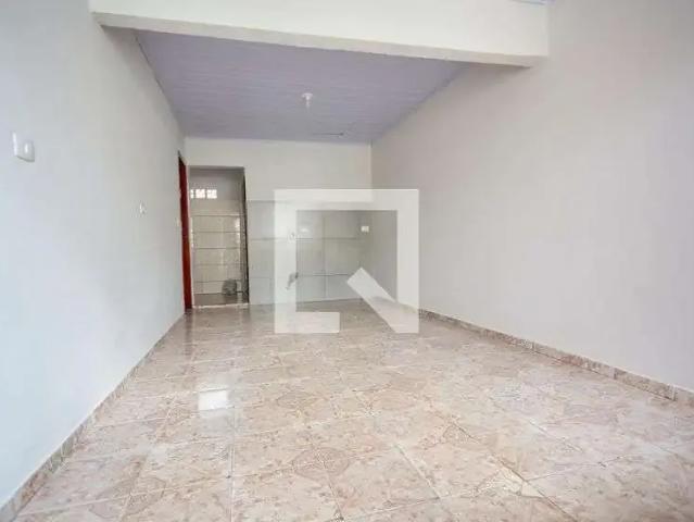 Casa / Sobrado para Locação em São José dos Pinhais/PR Parque da Fonte 2 Quartos