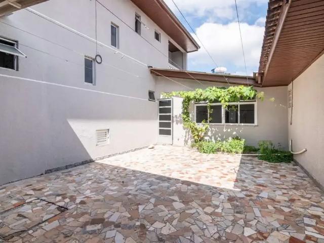 Casa / Sobrado para Locação em São José dos Pinhais/PR Quississana 4 Quartos