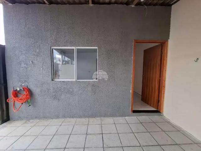 Casa / Sobrado para Locação em São José dos Pinhais/PR Rio Pequeno 1 Quartos
