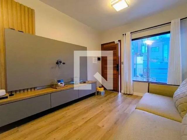 Casa / Sobrado para Locação em São José/SC Areias 2 Quartos
