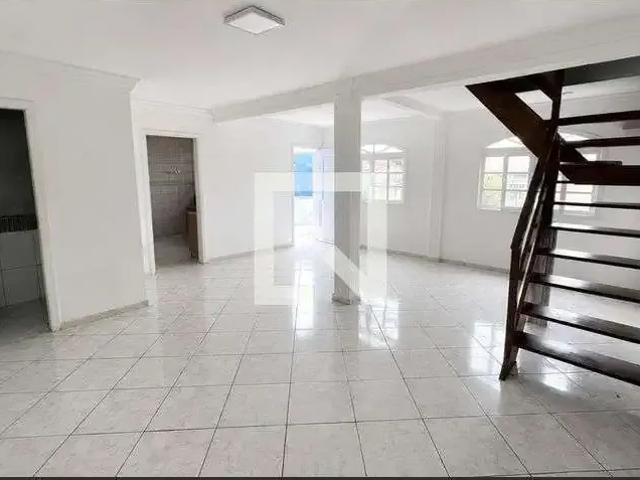 Casa / Sobrado para Locação em São José/SC Barreiros 3 Quartos