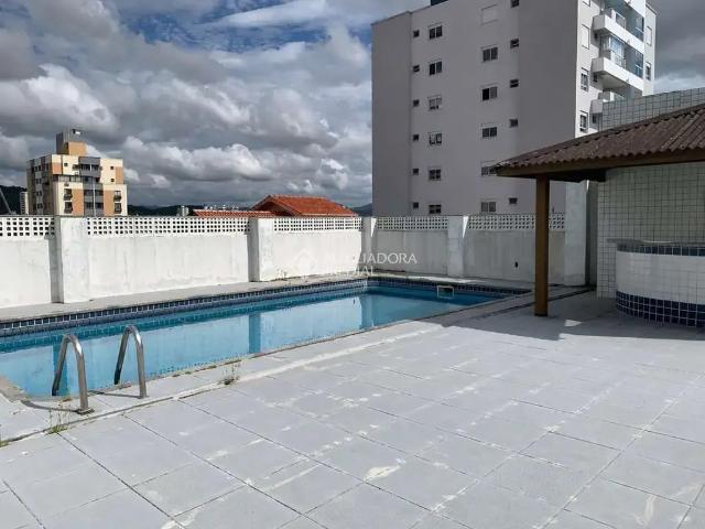 Casa / Sobrado para Locação em São José/SC Barreiros 3 Quartos