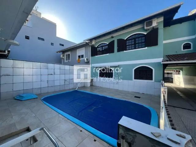 Casa / Sobrado para Locação em São José/SC Campinas 5 Quartos