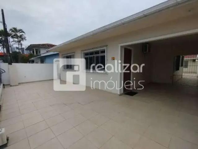 Casa / Sobrado para Locação em São José/SC Campinas 3 Quartos