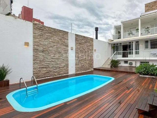 Casa / Sobrado para Locação em São José/SC Campinas 3 Quartos