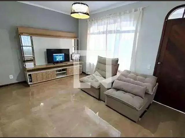 Casa / Sobrado para Locação em São José/SC Ipiranga 3 Quartos