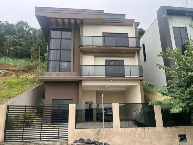 Casa / Sobrado para Locação em São José/SC Sertão do Maruim 4 Quartos