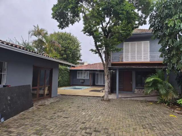 Casa / Sobrado para Locação em São Leopoldo/RS Centro 4 Quartos