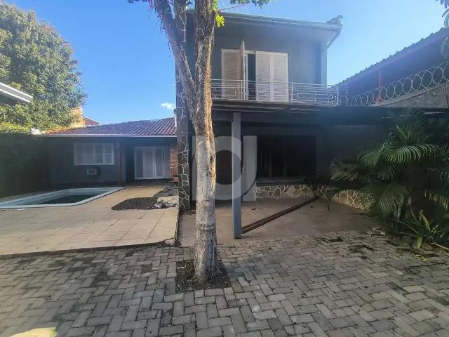 Casa / Sobrado para Locação em São Leopoldo/RS Centro 5 Quartos