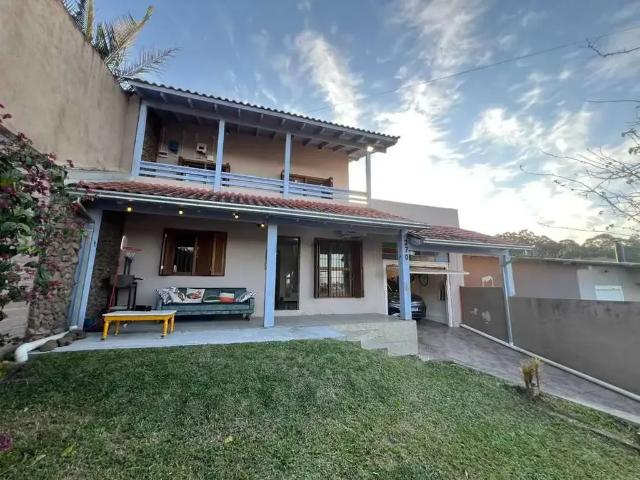 Casa / Sobrado para Locação em São Leopoldo/RS Duque de Caxias 4 Quartos