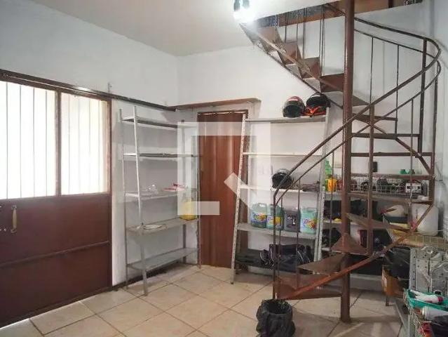 Casa / Sobrado para Locação em São Leopoldo/RS Jardim América 1 Quartos