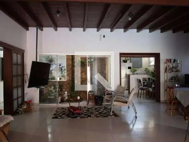 Casa / Sobrado para Locação em São Leopoldo/RS Vicentina 4 Quartos