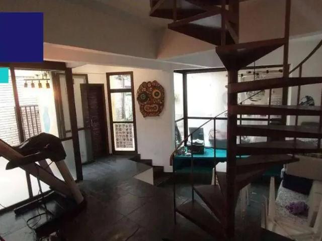 Casa / Sobrado para Locação em São Paulo/SP Cambuci 4 Quartos
