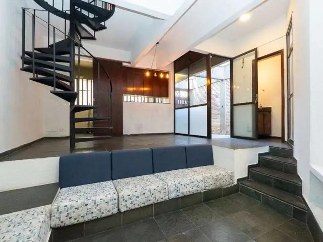 Casa / Sobrado para Locação em São Paulo/SP Cambuci 4 Quartos