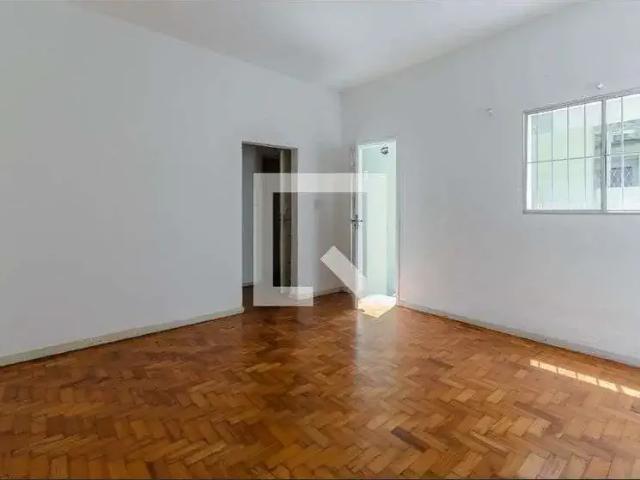 Casa / Sobrado para Locação em São Paulo/SP Cambuci 4 Quartos