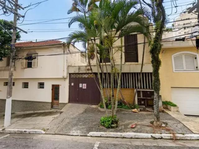 Casa / Sobrado para Locação em São Paulo/SP Cambuci 4 Quartos