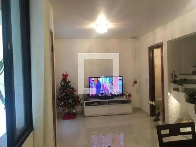 Casa / Sobrado para Locação em São Paulo/SP Cambuci 3 Quartos