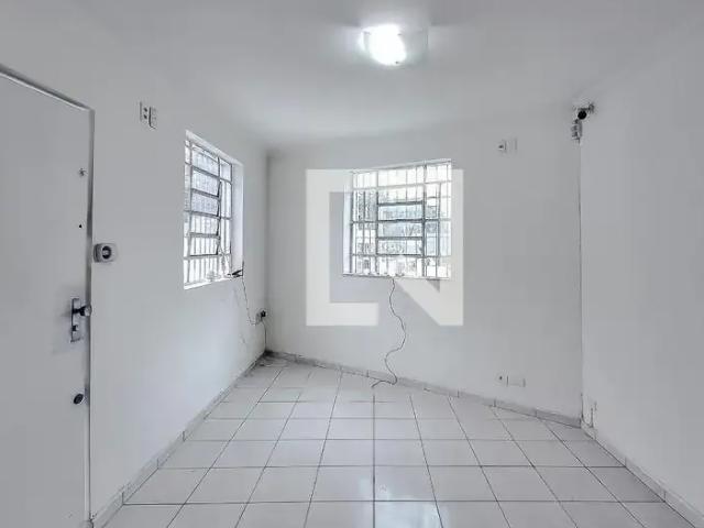 Casa / Sobrado para Locação em São Paulo/SP Cambuci 3 Quartos