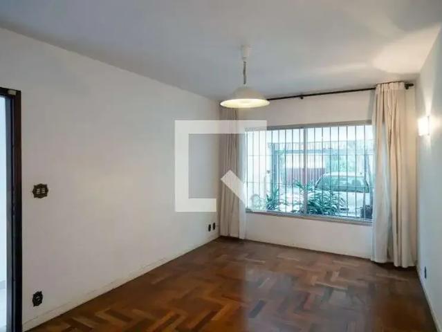 Casa / Sobrado para Locação em São Paulo/SP Campo Belo 3 Quartos
