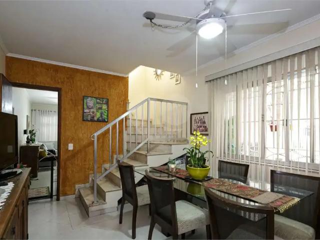 Casa / Sobrado para Locação em São Paulo/SP Campo Belo 3 Quartos
