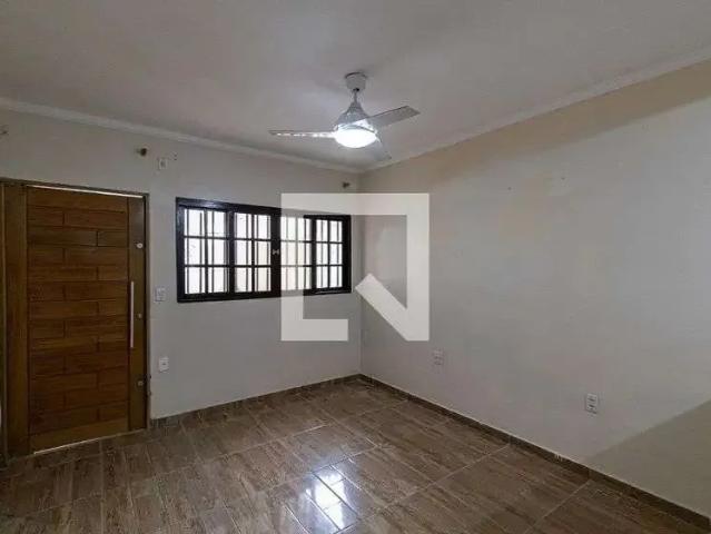 Casa / Sobrado para Locação em São Paulo/SP Cangaíba 3 Quartos