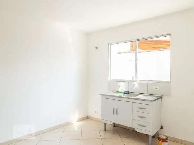 Casa / Sobrado para Locação em São Paulo/SP Cangaíba 1 Quartos