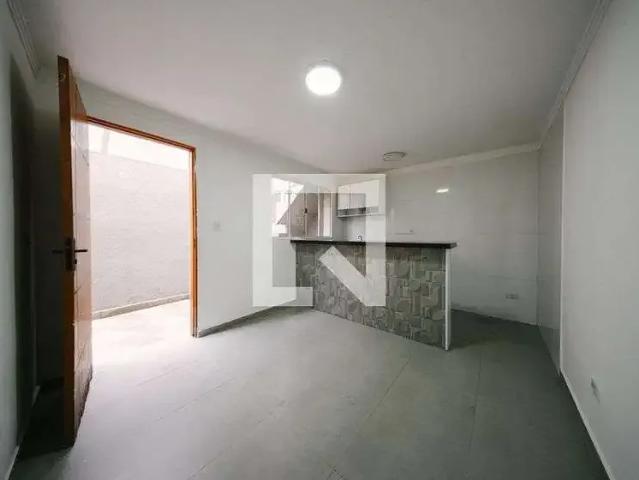 Casa / Sobrado para Locação em São Paulo/SP Cangaíba 1 Quartos