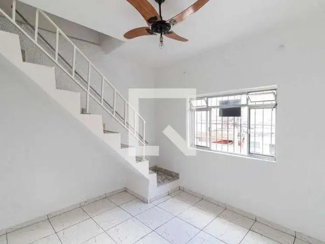 Casa / Sobrado para Locação em São Paulo/SP Cangaíba 2 Quartos