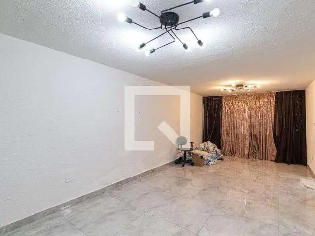 Casa / Sobrado para Locação em São Paulo/SP Cangaíba 2 Quartos
