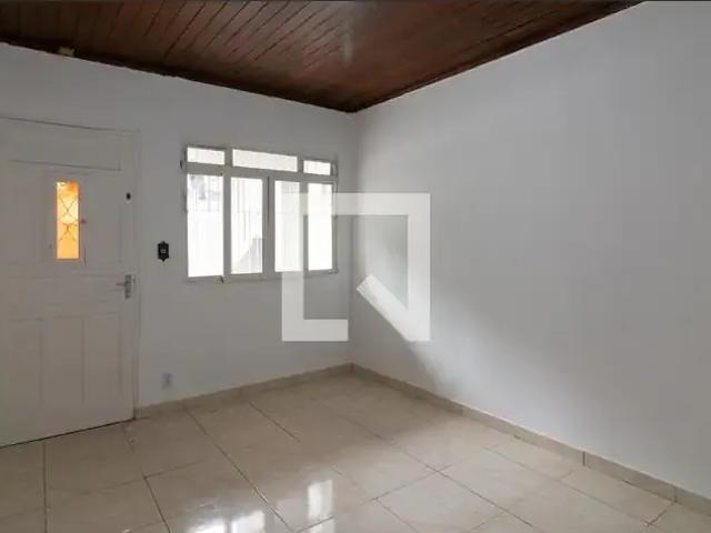 Casa / Sobrado para Locação em São Paulo/SP Cangaíba 2 Quartos