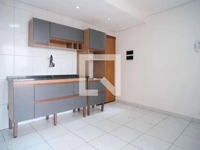 Casa / Sobrado para Locação em São Paulo/SP Cangaíba 2 Quartos
