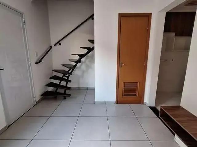 Casa / Sobrado para Locação em São Paulo/SP Carrão 2 Quartos