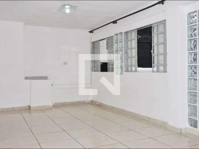 Casa / Sobrado para Locação em São Paulo/SP Casa Verde 2 Quartos