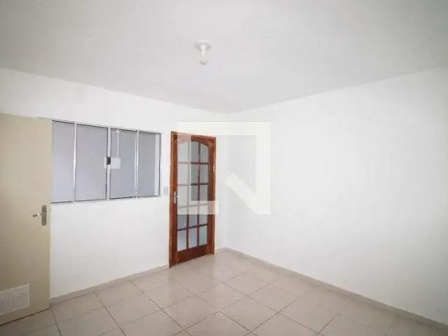 Casa / Sobrado para Locação em São Paulo/SP Casa Verde 2 Quartos