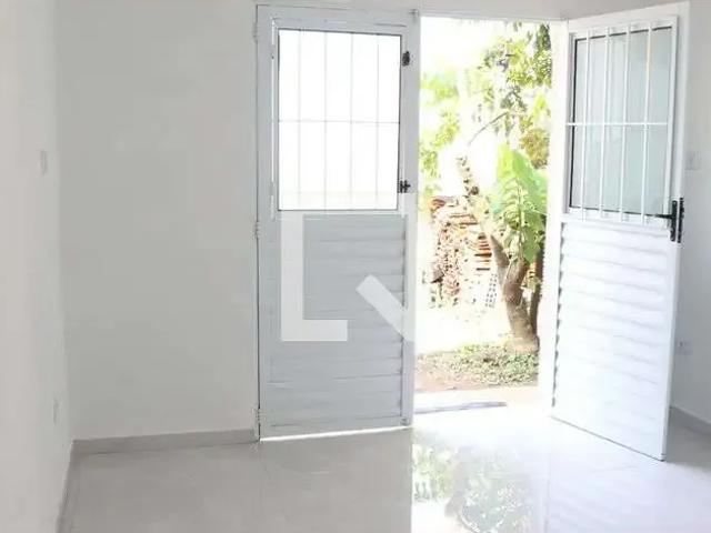 Casa / Sobrado para Locação em São Paulo/SP Casa Verde 2 Quartos