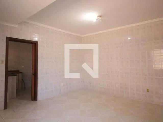Casa / Sobrado para Locação em São Paulo/SP Casa Verde 2 Quartos