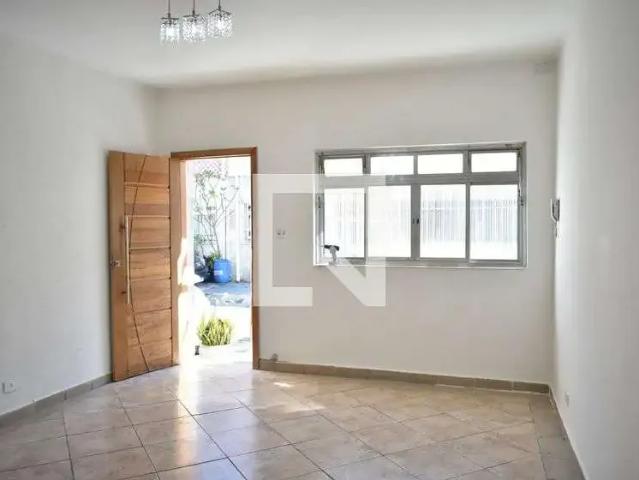 Casa / Sobrado para Locação em São Paulo/SP Chácara Inglesa 2 Quartos