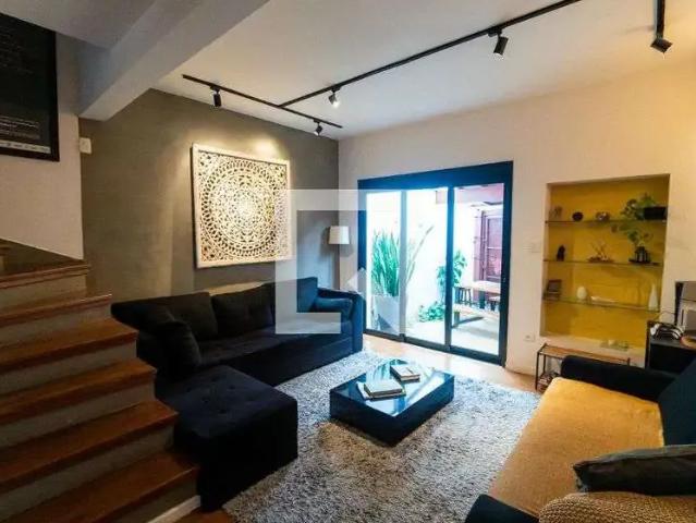 Casa / Sobrado para Locação em São Paulo/SP Chácara Inglesa 3 Quartos