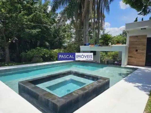Casa / Sobrado para Locação em São Paulo/SP Chácara Monte Alegre 8 Quartos