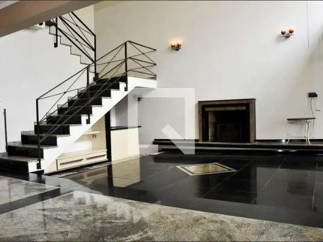 Casa / Sobrado para Locação em São Paulo/SP City América 4 Quartos
