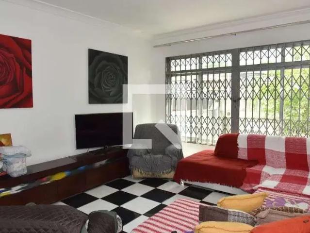 Casa / Sobrado para Locação em São Paulo/SP Cidade Ademar 3 Quartos