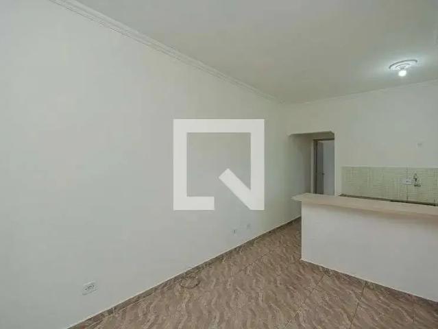 Casa / Sobrado para Locação em São Paulo/SP Cidade Dutra 2 Quartos
